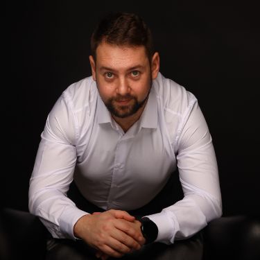 Иконка канала маркетинг под микроскопом