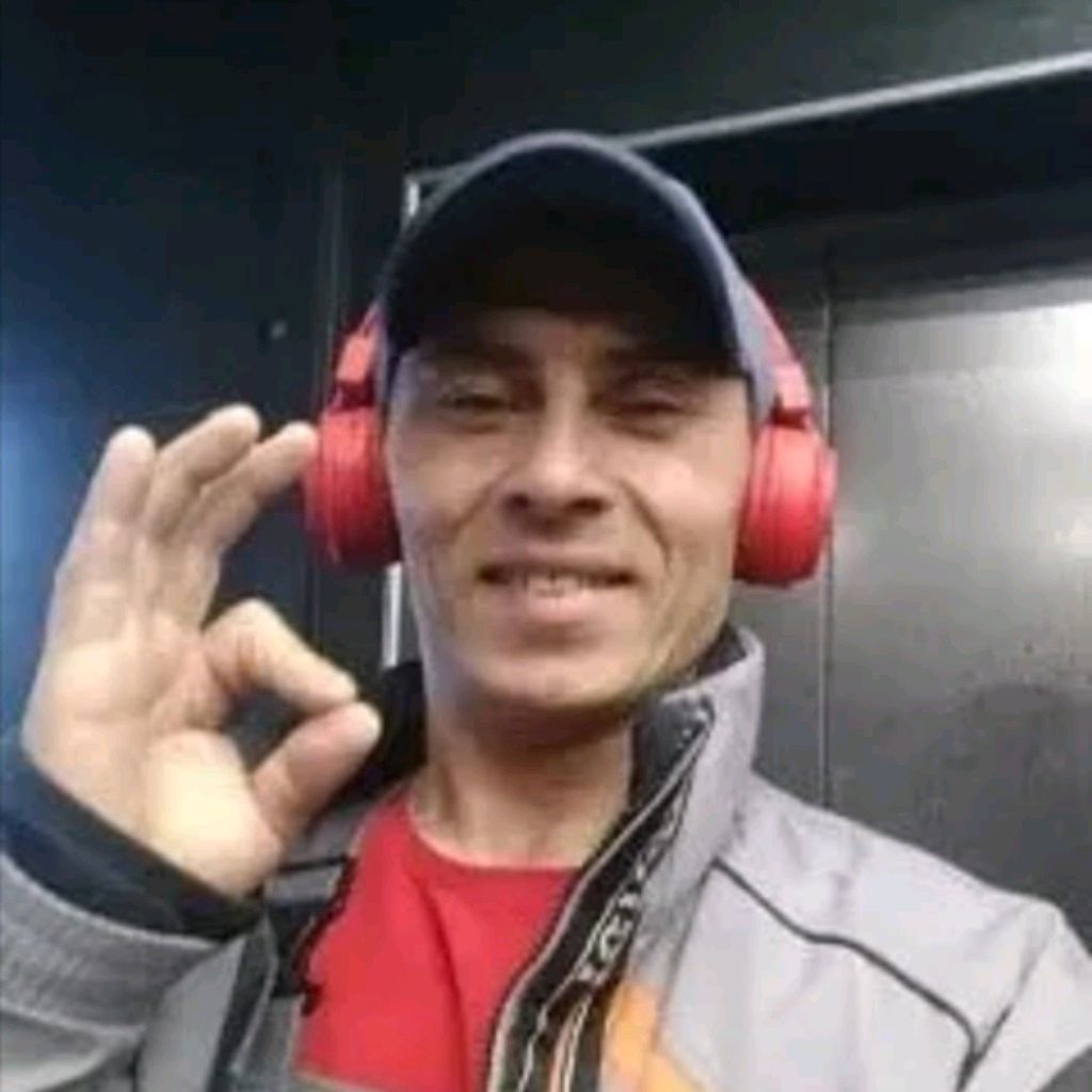 Иконка канала DOKTOR NERDI