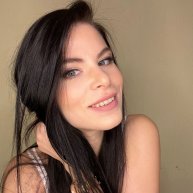 Иконка канала English with Daria: Language of Angels