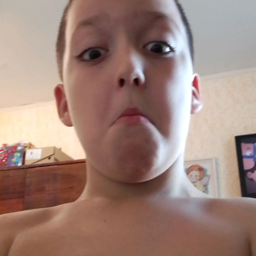 Иконка канала Artem