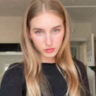 Иконка канала Ariannita la Gringa | Native English Tea