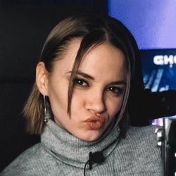 Иконка канала Вика Маклайн