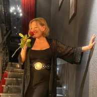 Иконка канала IvaGreen_Violin - вокал, скрипка