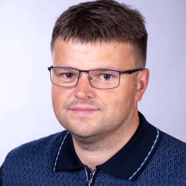 Иконка канала Elline - юристы. Илья Монарх