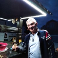 Иконка канала Евгений Кабардин. Новые песни из "стола"!