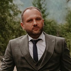 Иконка канала Брокер по инвестиционной недвижимости