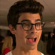 Иконка канала Сериал Братья Джонас / Jonas