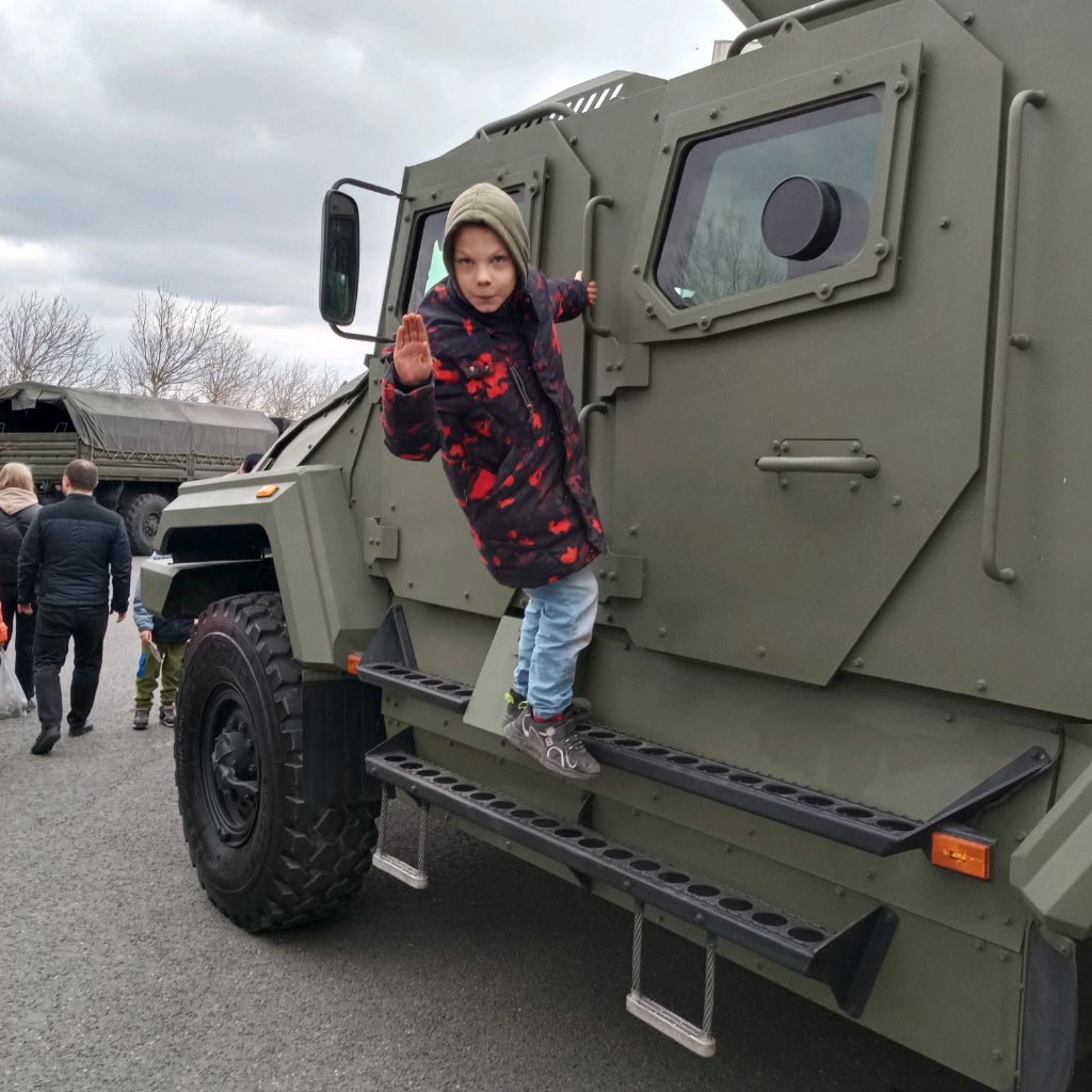 Иконка канала Лёха играет.в