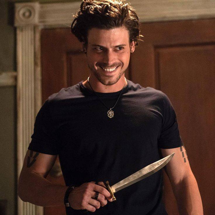Иконка канала Сериал Миднайт, Техас / Midnight, Texas