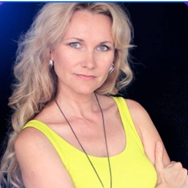 Иконка канала Мир Голоса | Юлия Полянская