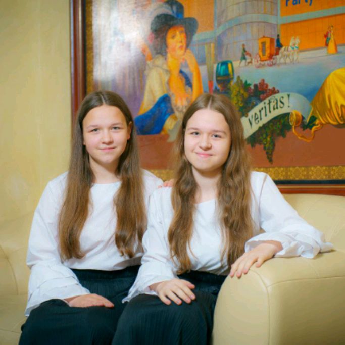 Иконка канала ДВЕ НОТЫ В ОДНОЙ ТОНАЛЬНОСТИ 🎼