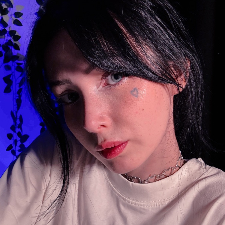 Иконка канала Kira Clean Girl