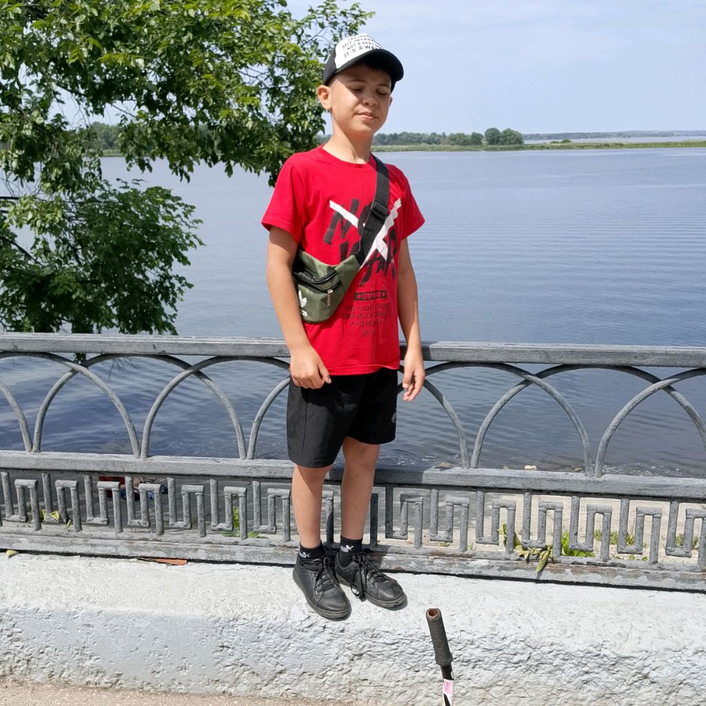 Иконка канала Димон Корнев