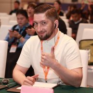 Иконка канала Антон Валов | Ваш человек в Китае