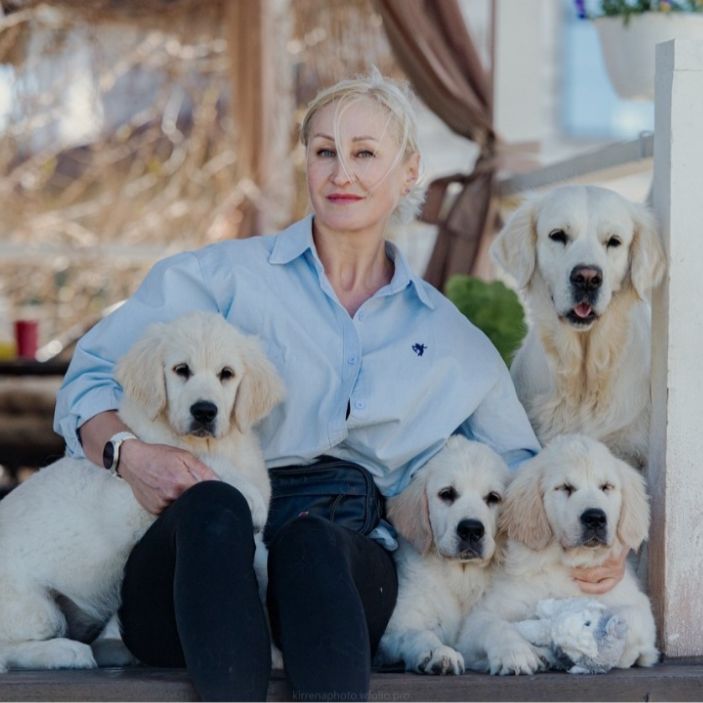 Иконка канала Заводчик золотистых ретриверов Нинэль  Рамич