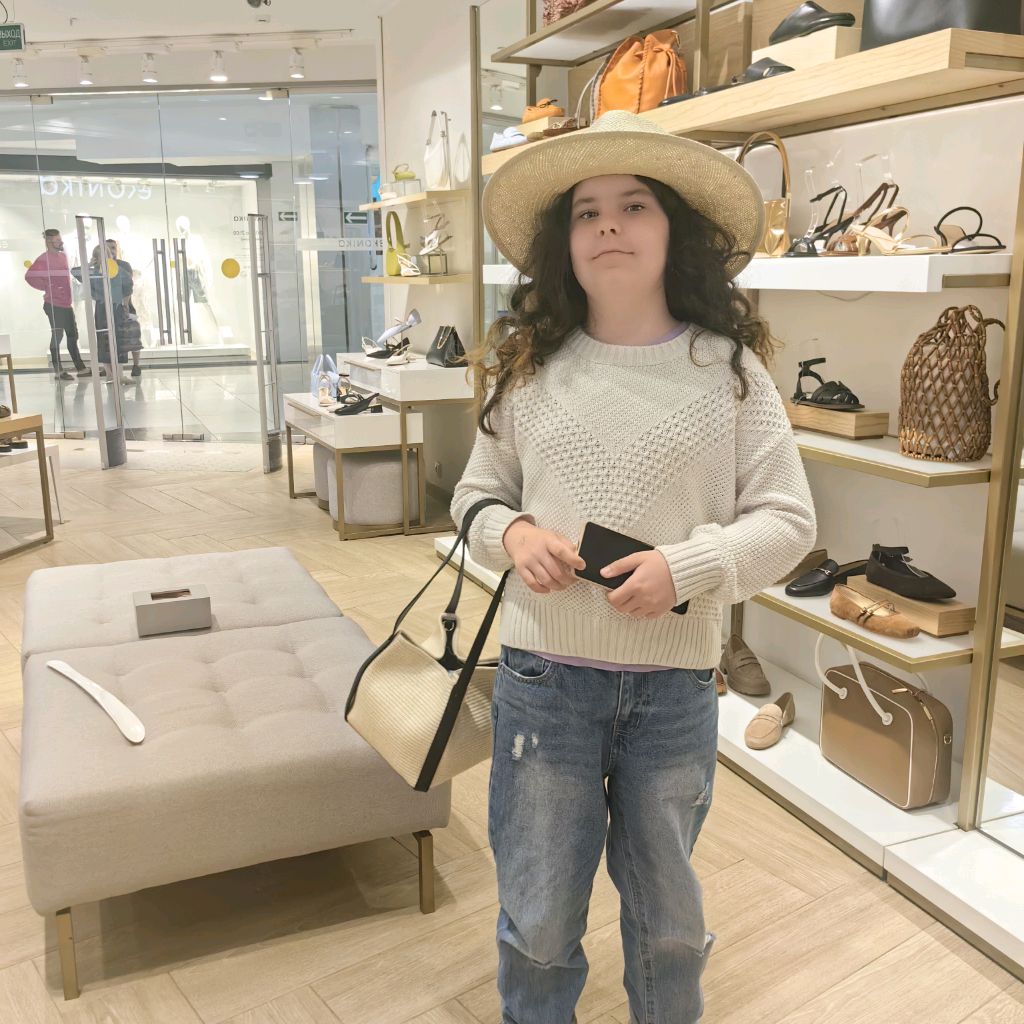 Иконка канала My_life_as_Nicole_Mik