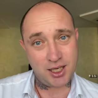 Иконка канала Денчик Жжот☭