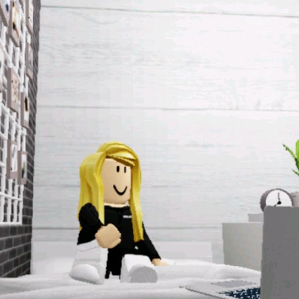 Иконка канала Roblox Аватары World Game Виктория