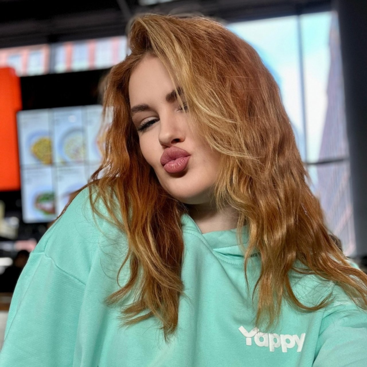 Иконка канала АЛИСА ЖУТАЕВА