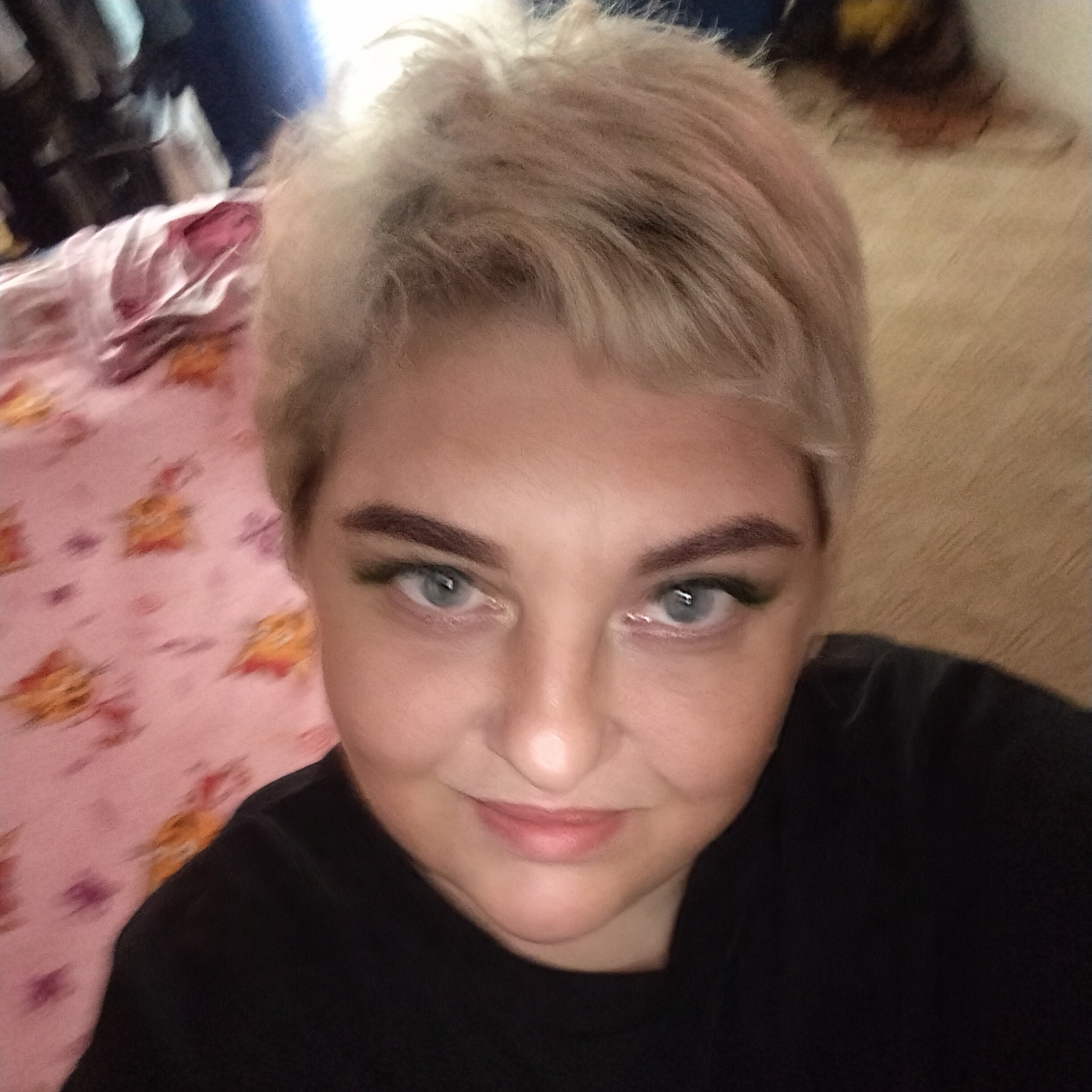 Иконка канала Охеревшая от жизни🤪