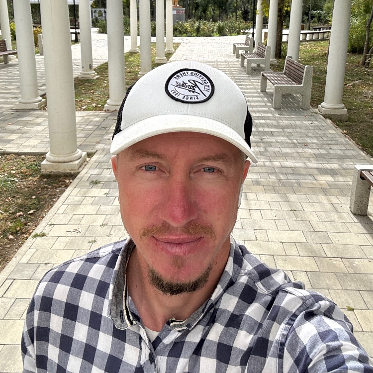 Иконка канала Путешественник 🧳