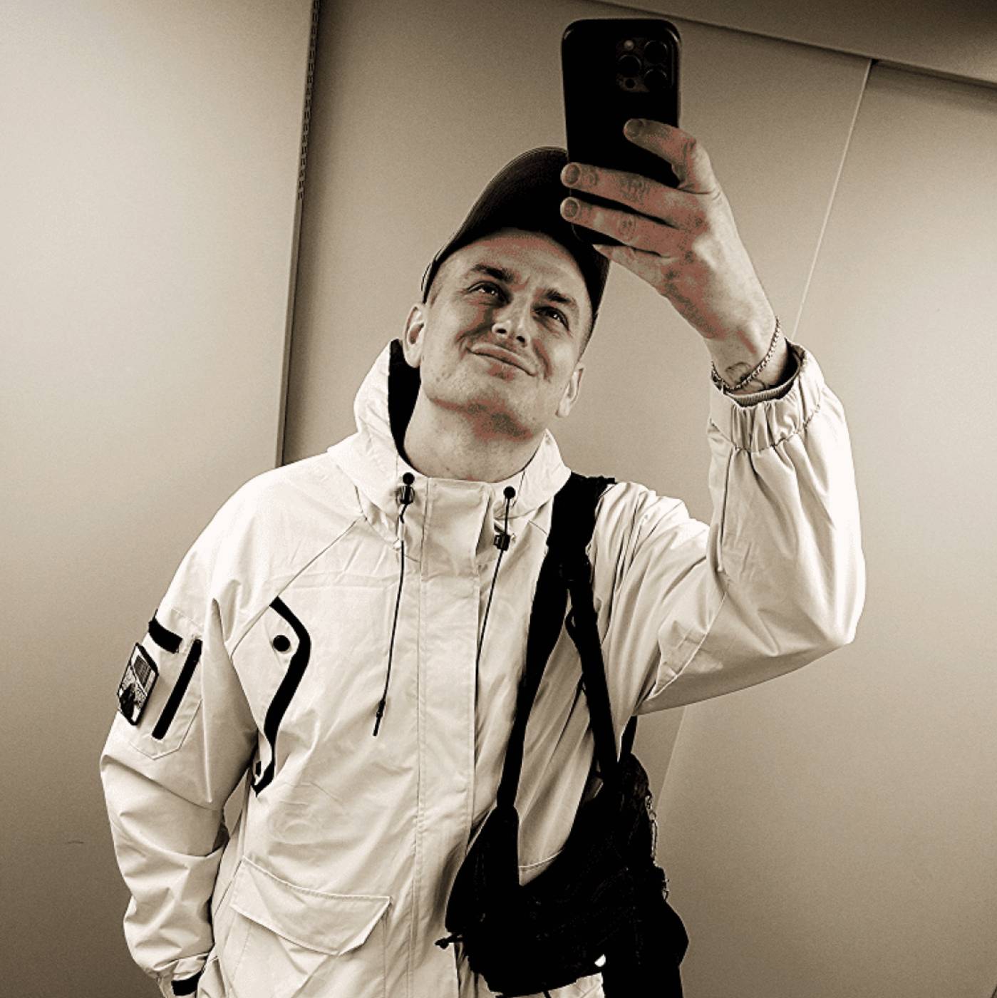 Иконка канала точка. Б