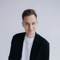 Иконка канала Ведущий Роман Красный