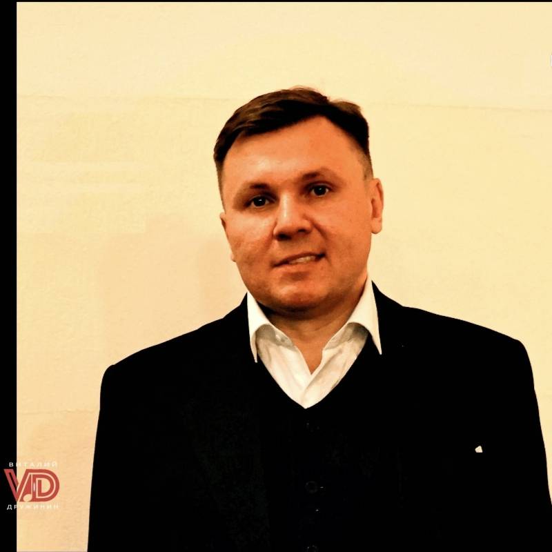 Иконка канала © Виталий Дружинин: поэт, музыкант, ведущий