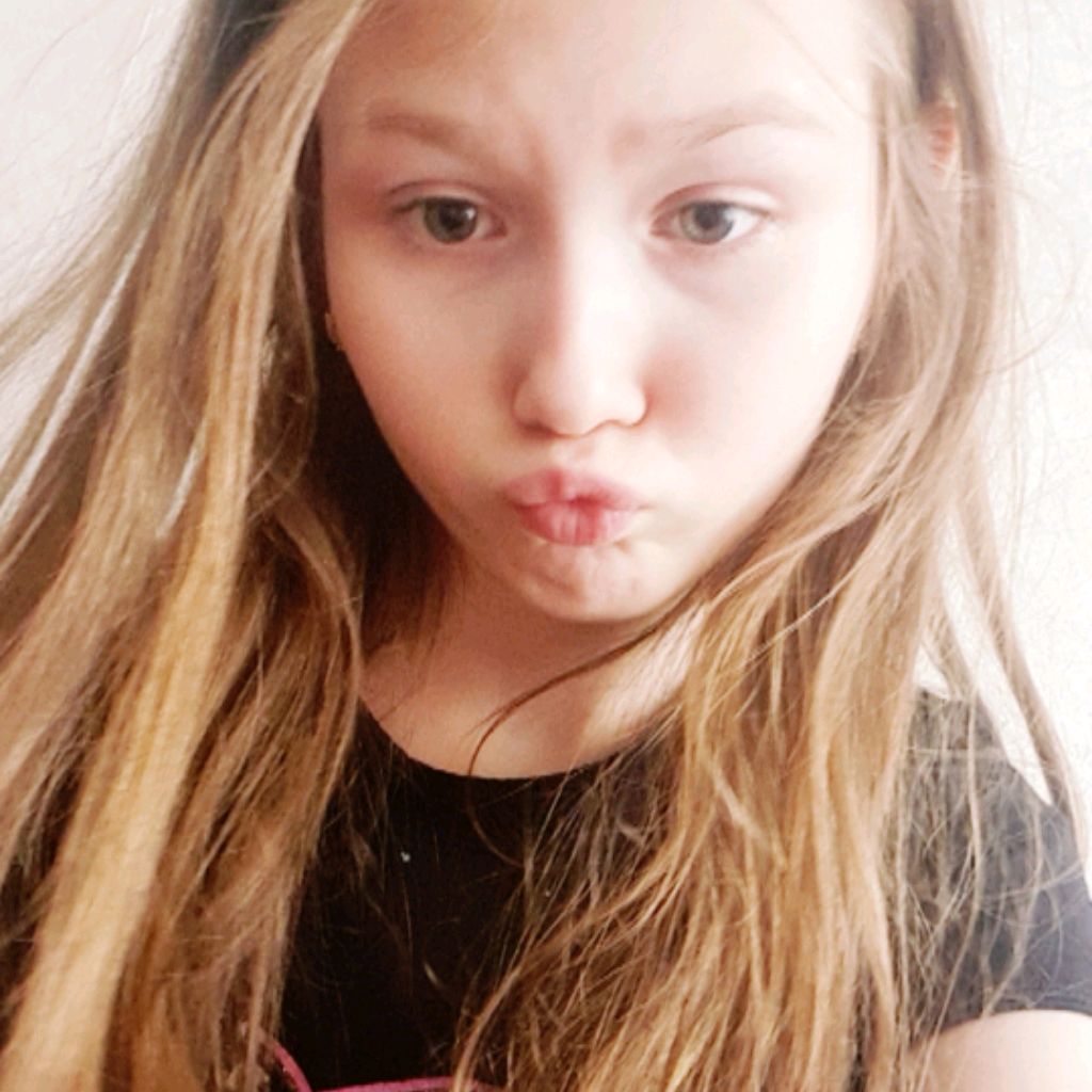 Иконка канала Алёнка♥︎♥︎♥︎