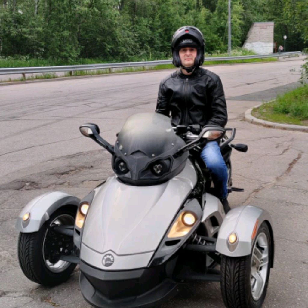 Иконка канала Mikhail