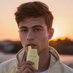 Иконка канала ЗюзяFM