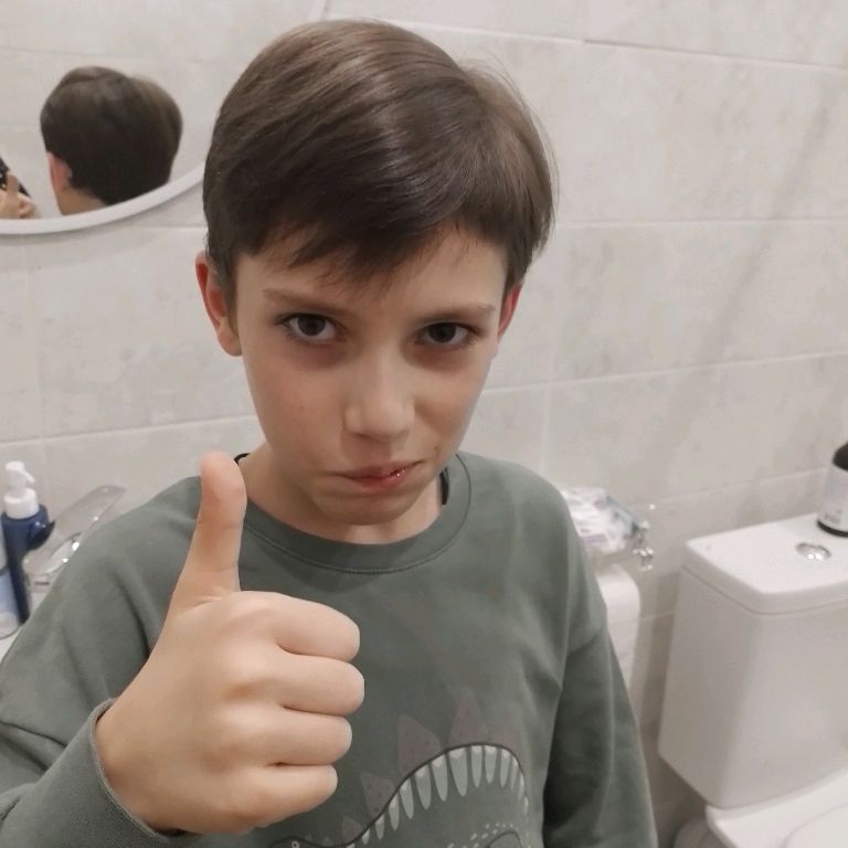 Иконка канала Три бумажных богатыри