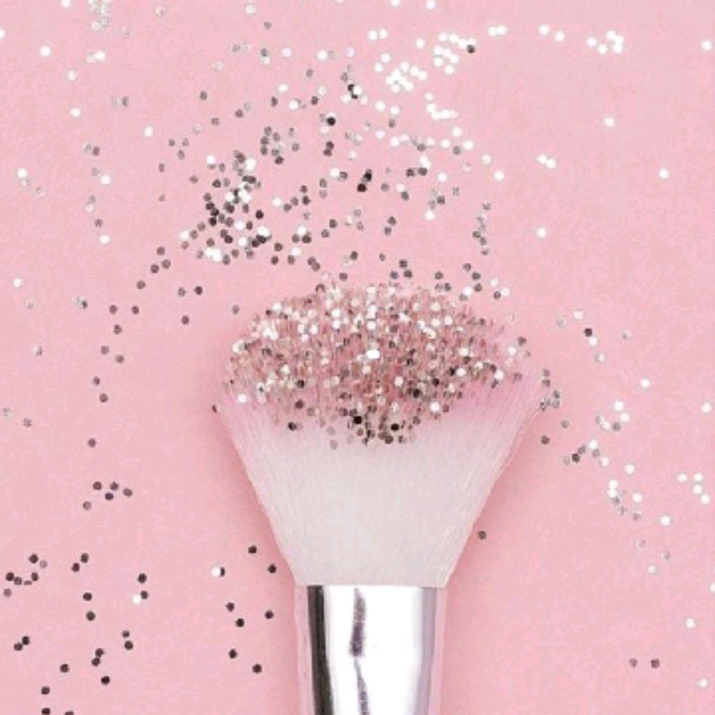 Иконка канала Алиисик🩷💕🌸🌷🌺🪷