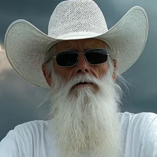 Иконка канала Ру Туб = EBUTUR ! Спасибо за донаты !