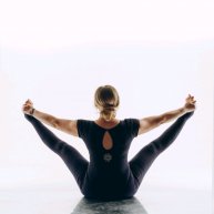 Иконка канала Yoga 🧘 Elena