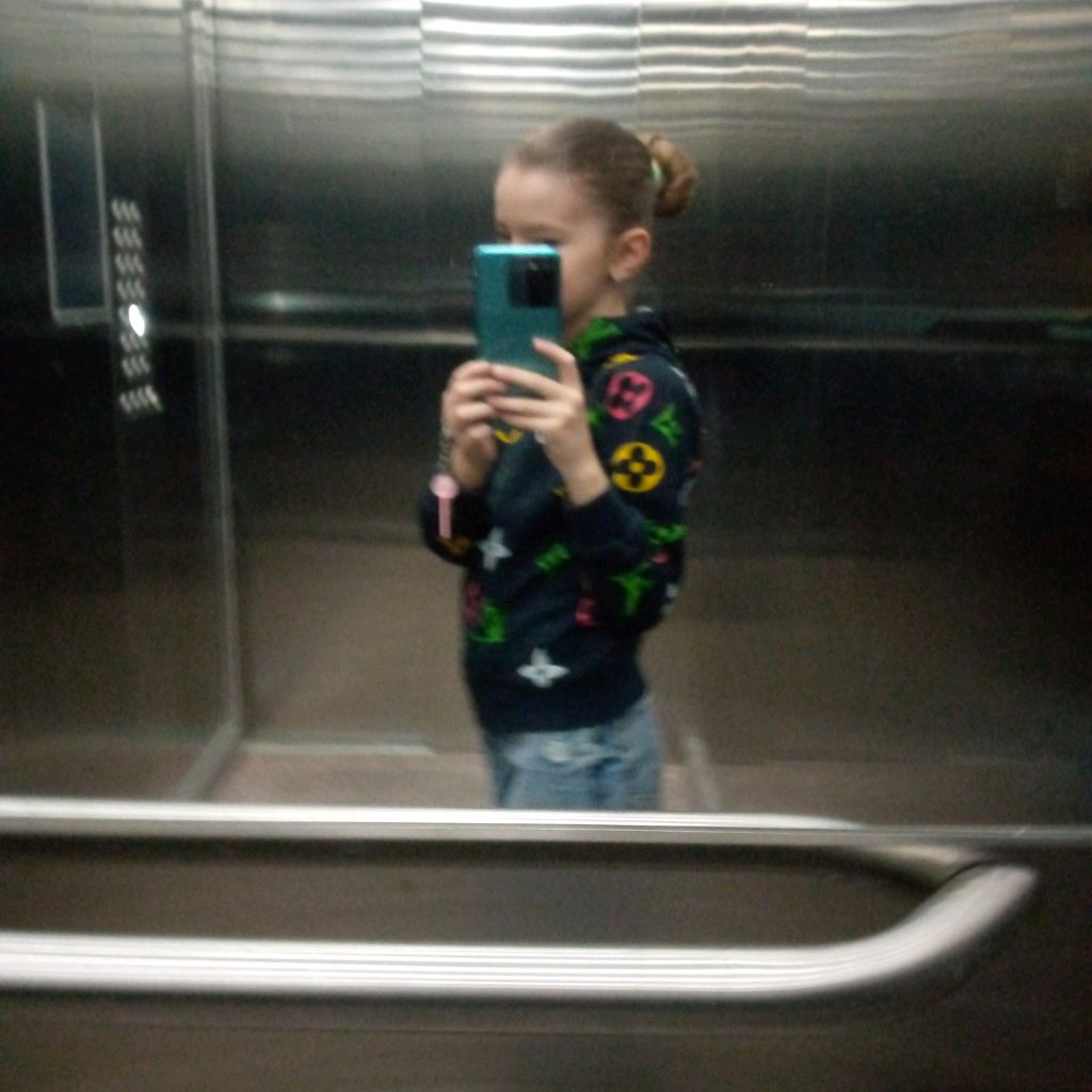 Иконка канала Аня  М8🦁🦁🐼