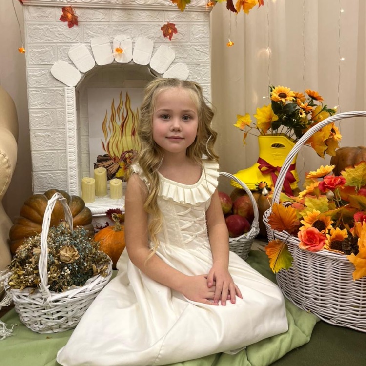 Иконка канала LikeNicole