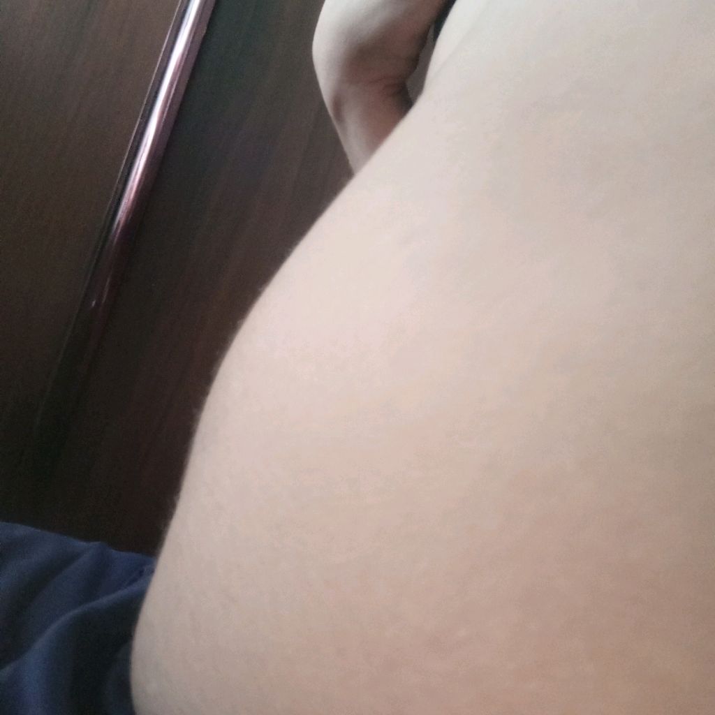 Иконка канала большой животик :з