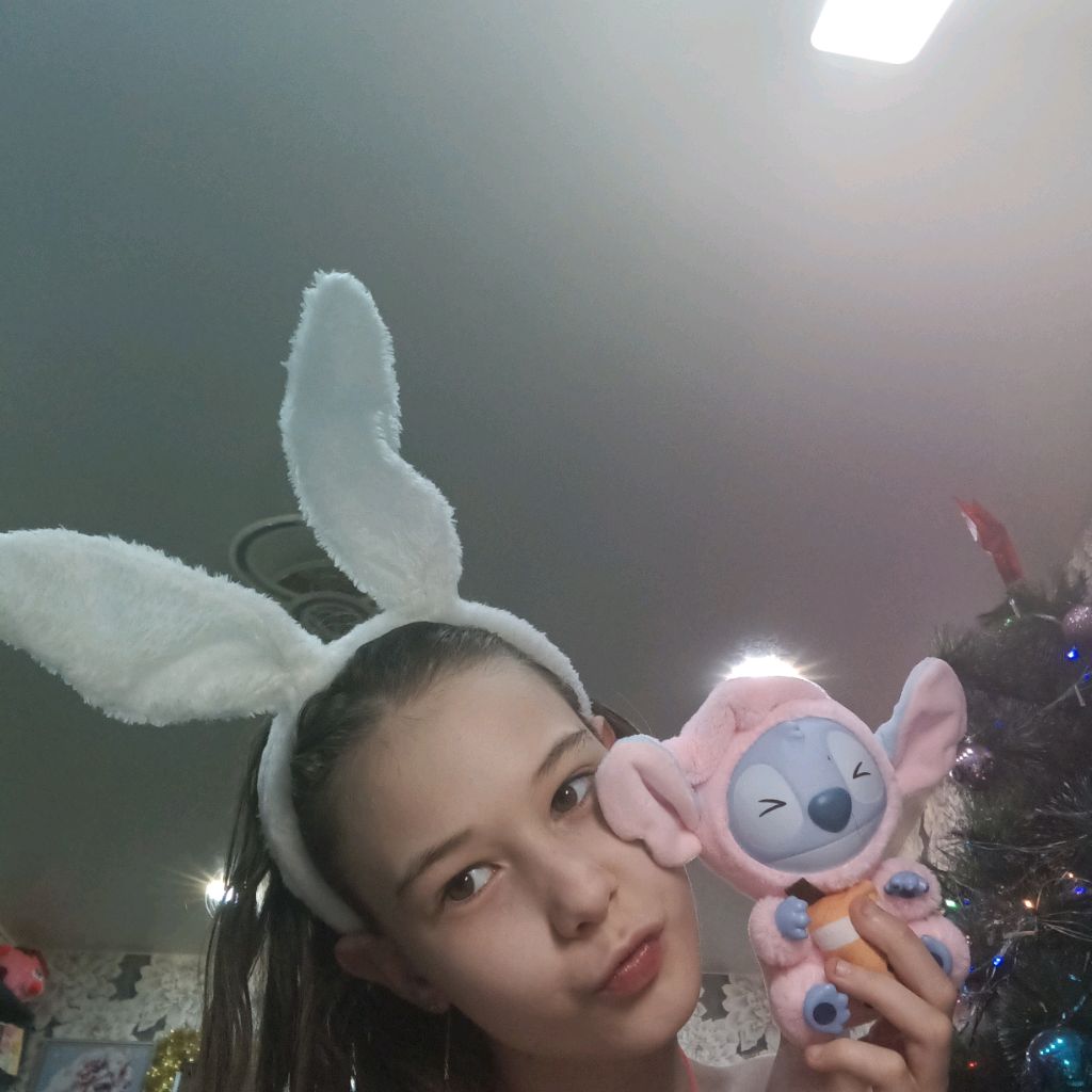 Иконка канала 🍓 Кика кролик 🐇