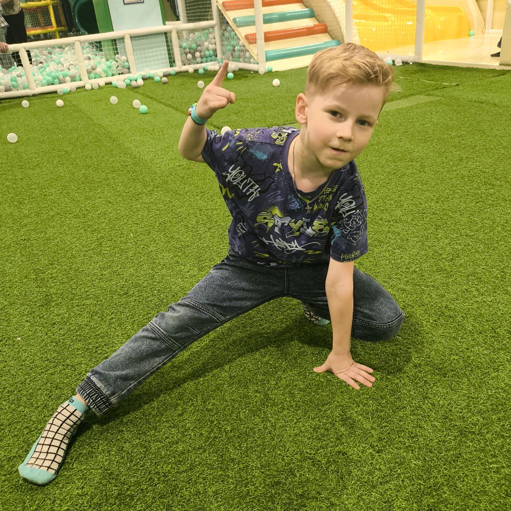 Иконка канала Футбольная жизнь с Родионом.