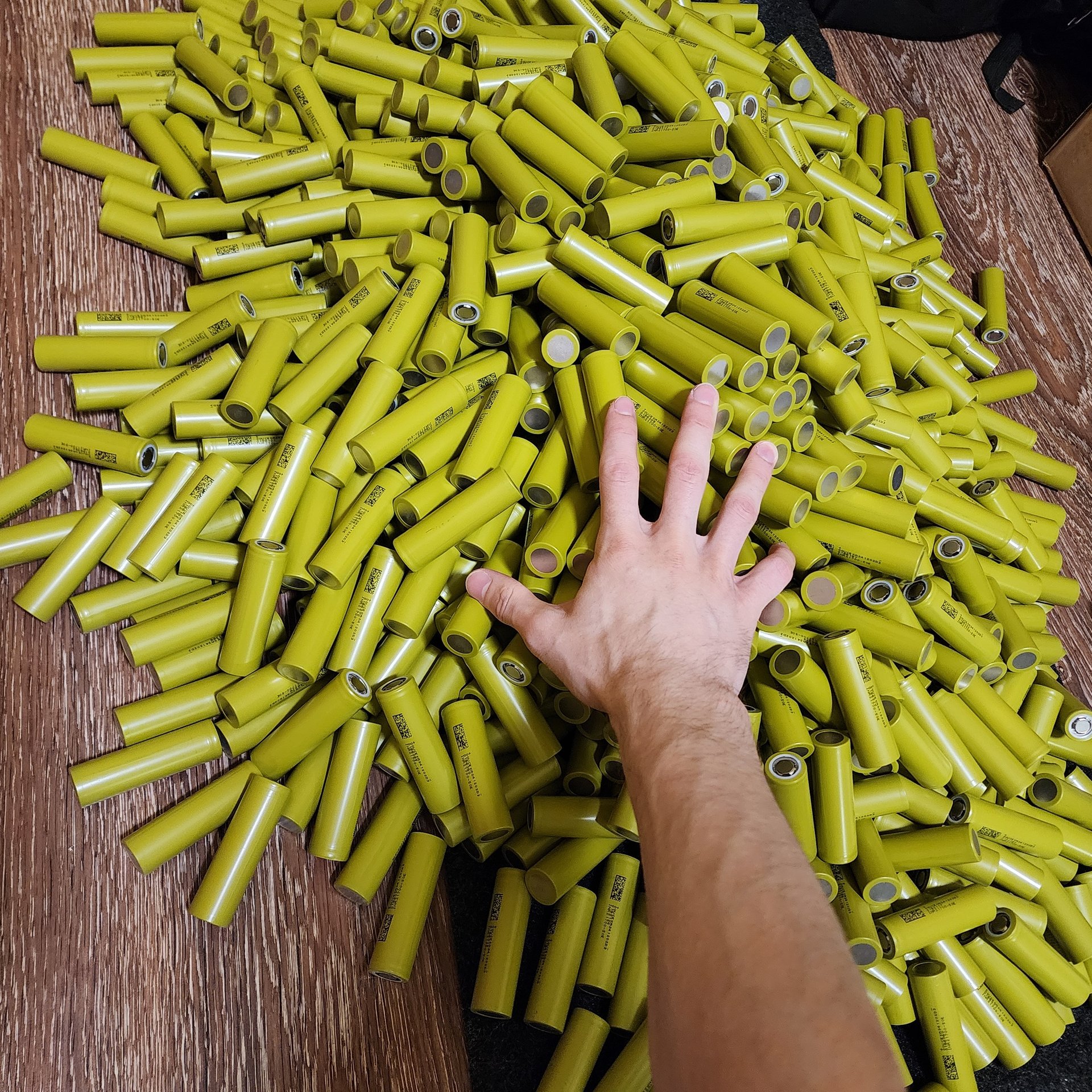 Иконка канала Про Аккумуляторы