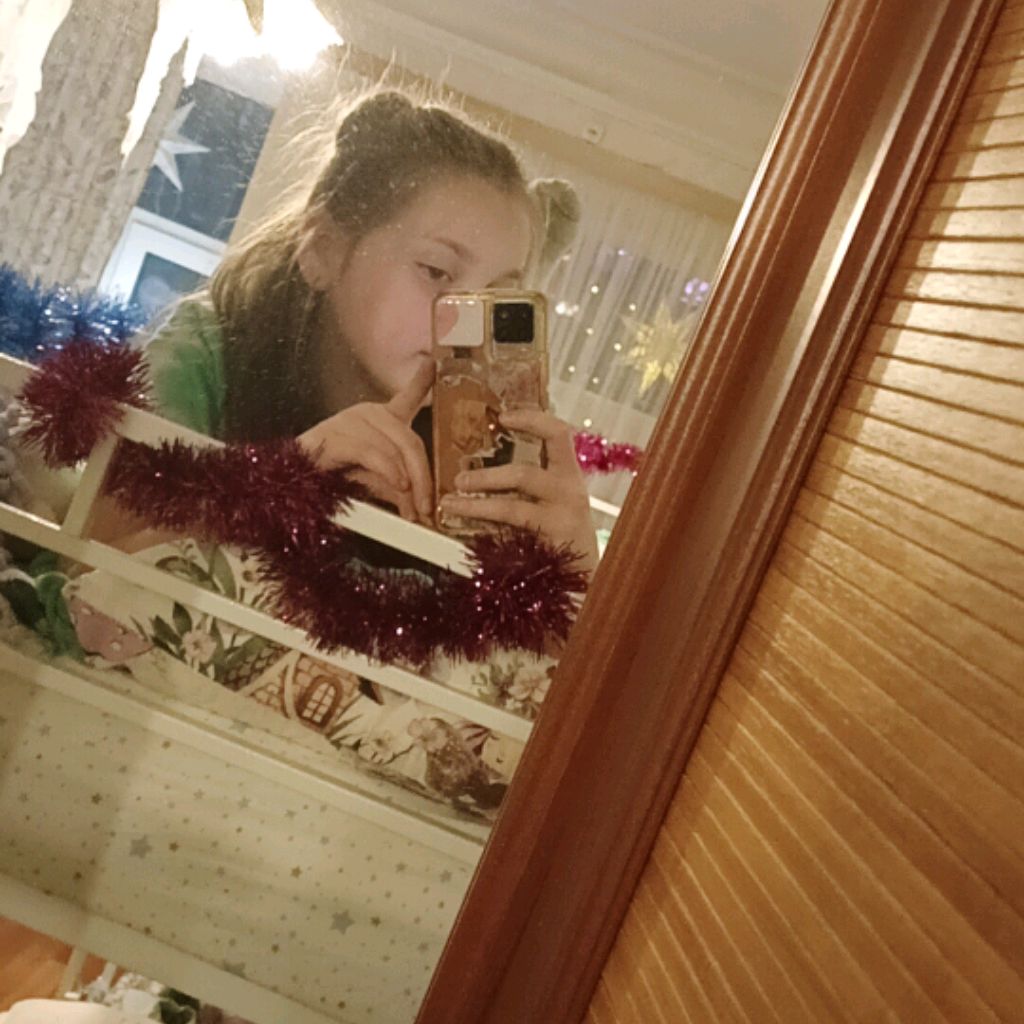 Иконка канала #ᎮᎧᏝ𐌉Ӄ♪🧊