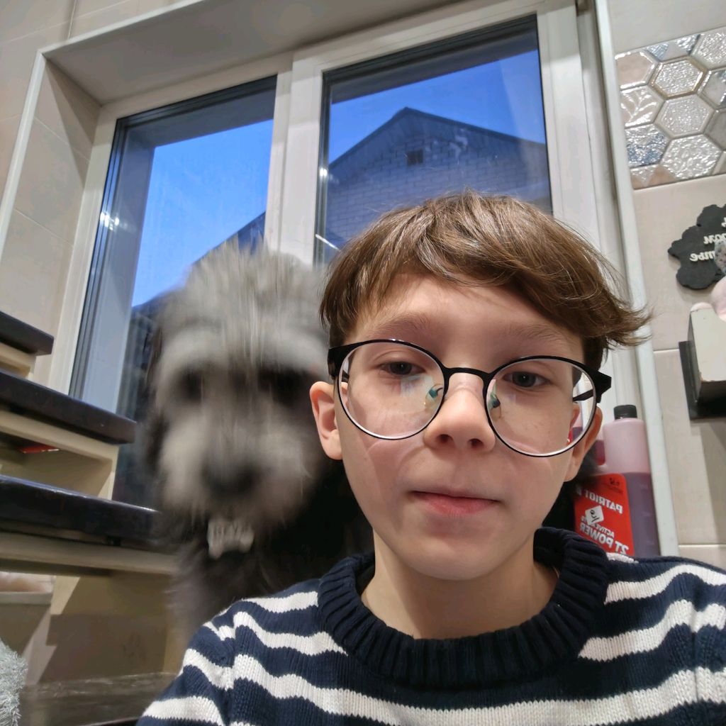 Иконка канала ОБСУДИМ ВОПРОС