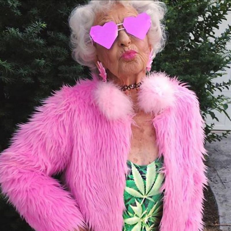 Иконка канала Maid In Бабушка Сшила