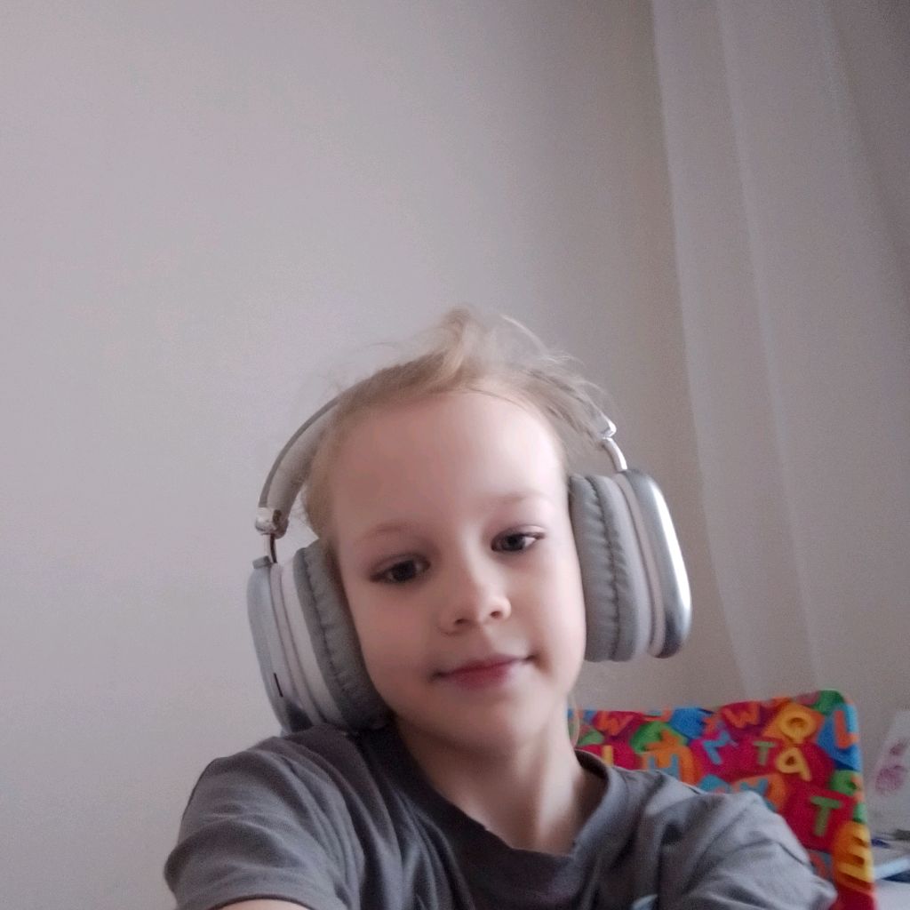 Иконка канала Mira's Life