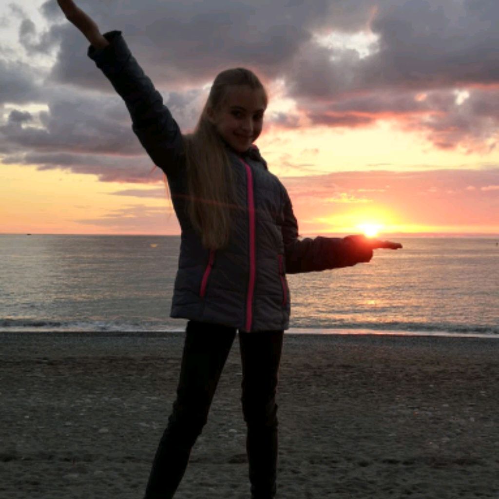 Иконка канала Лиса- Алиса