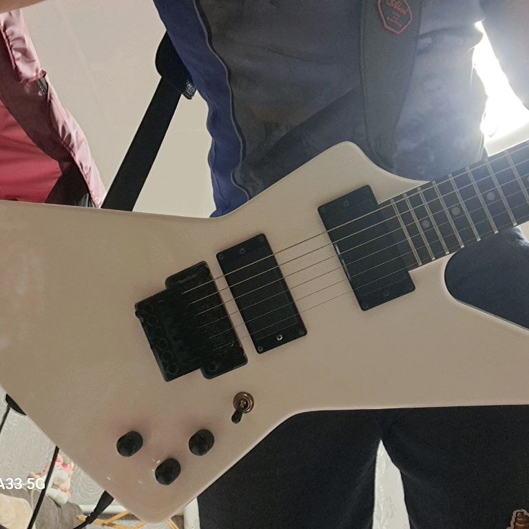 Иконка канала GuitarWeekdays