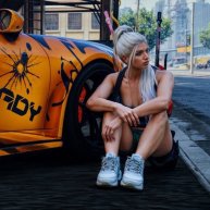 Иконка канала Crazy Lady