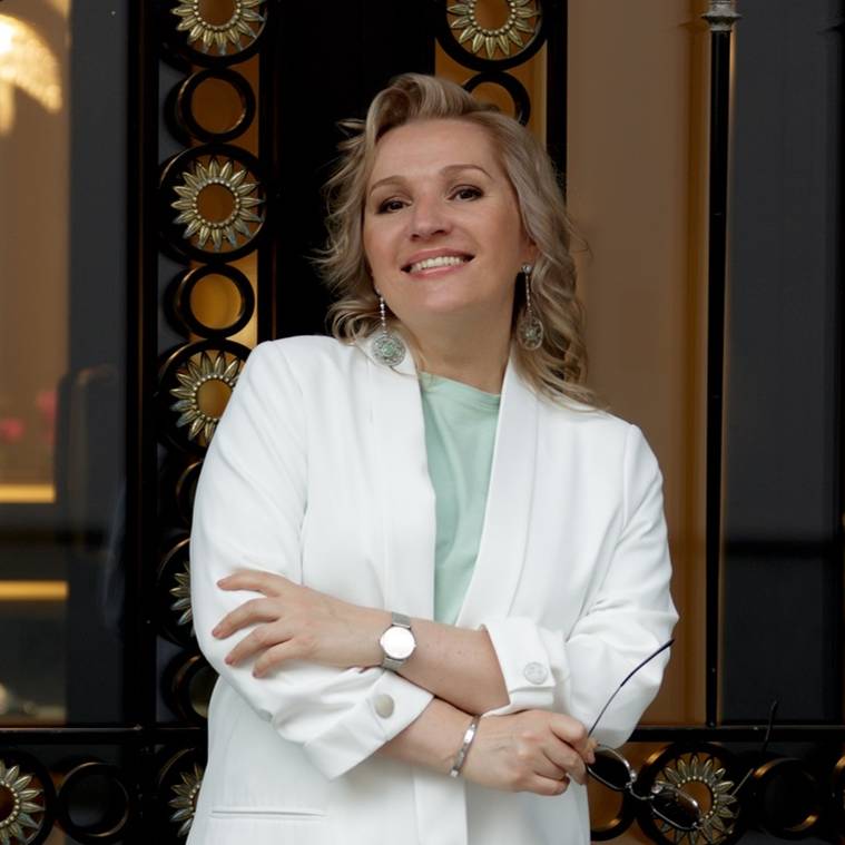 Иконка канала Валентина Неугодникова - педагог по вокалу