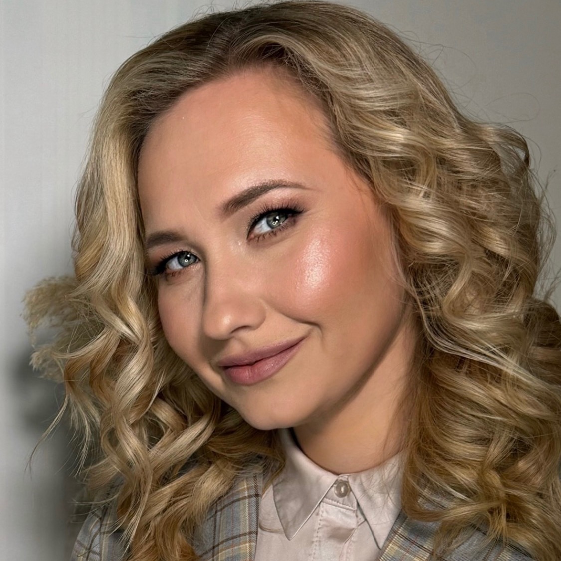 Иконка канала Анастасия Бурчак. Продвижение блога.